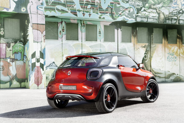 LA NUOVA SMART FORSTARS AL SALONE DELL'AUTO DI PARIGI - culturaeculture.it